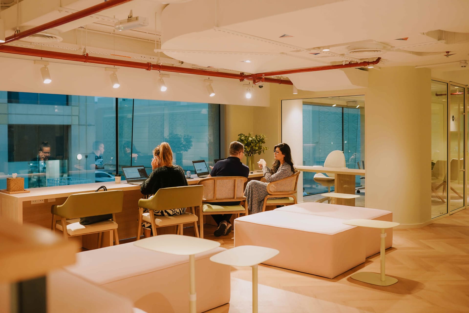 Coworking Spaces in Dubai - Meeting Rooms & More | Letswork